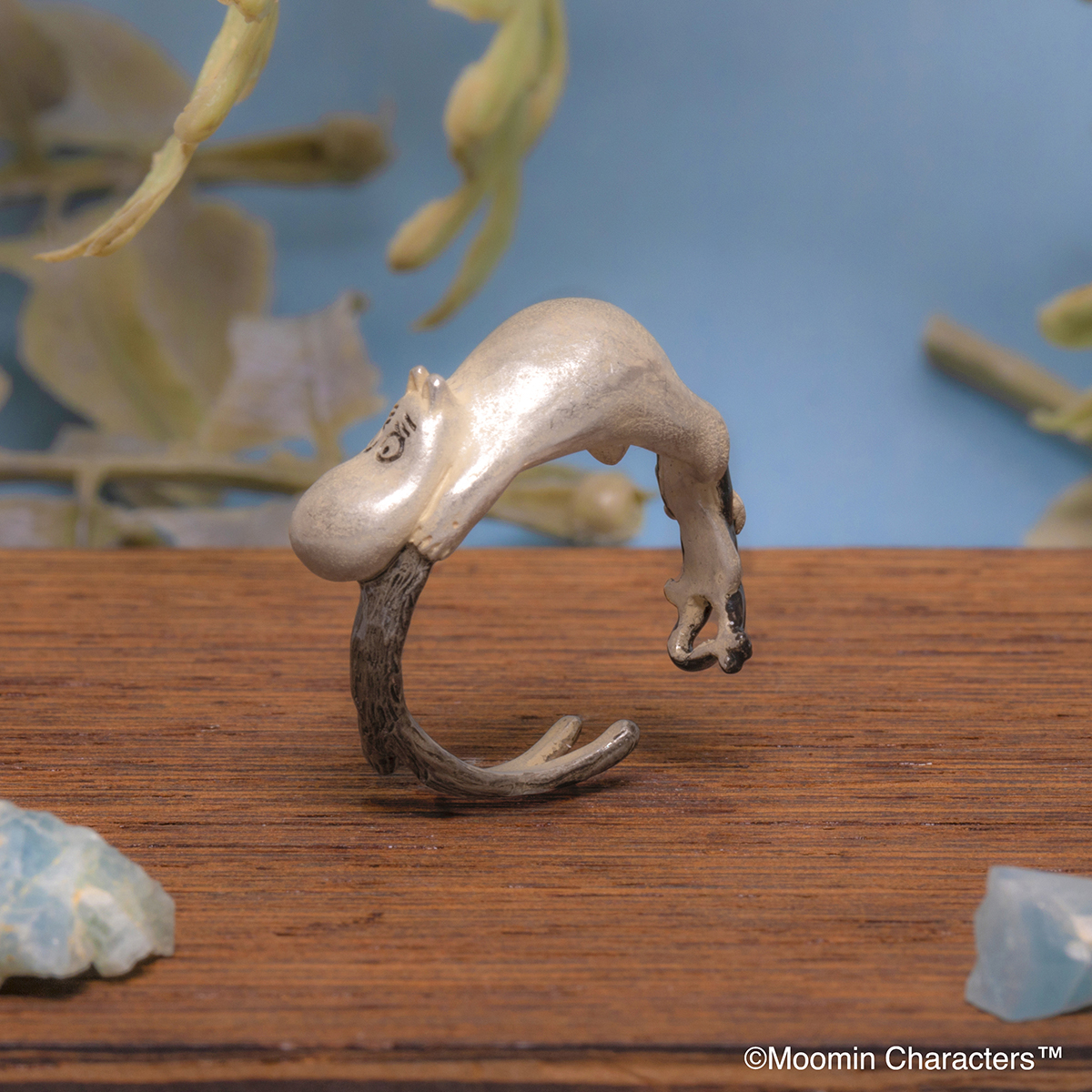ムーミンとソフスのころりんリング【ムーミンシリーズ】 / Moomin and Shadow's Rolling Ring｜Palnart ...